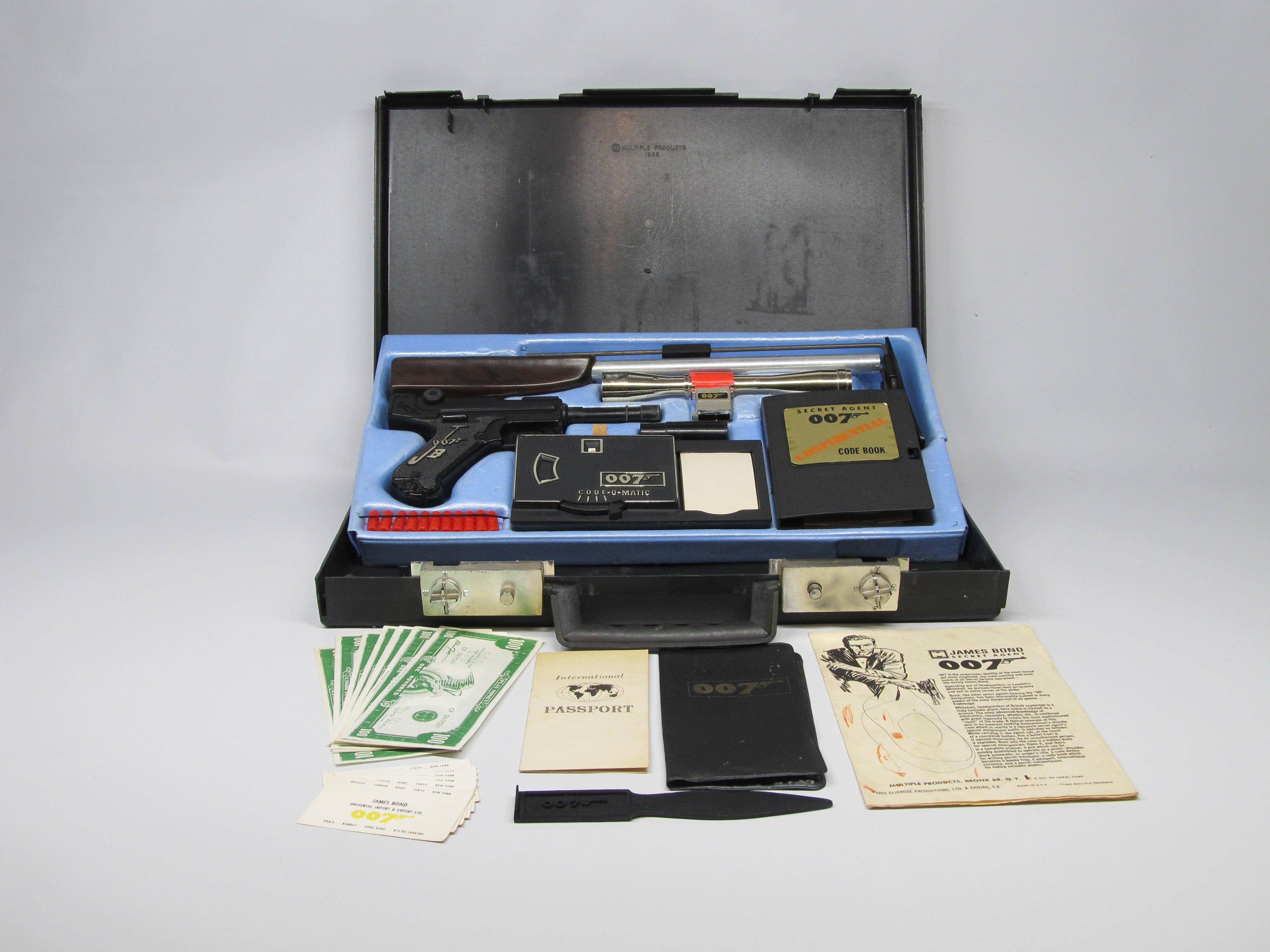 James Bond 007 Attache Case Toy – AnTiki G's